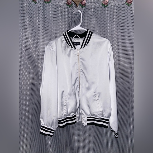 New Look | Sweaters | Womens Black And White Jersey Style Jacket | Poshmark